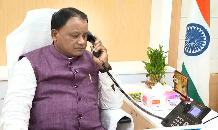 দুর্গাপুর কাণ্ড: নির্যাতিতাকে ফোন করে পূর্ণ সহযোগিতার আশ্বাস ওড়িশার ...